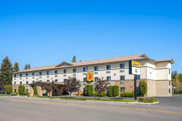 Super 8 By Wyndham Kalispell Glacier National Park - Kalispell, MT