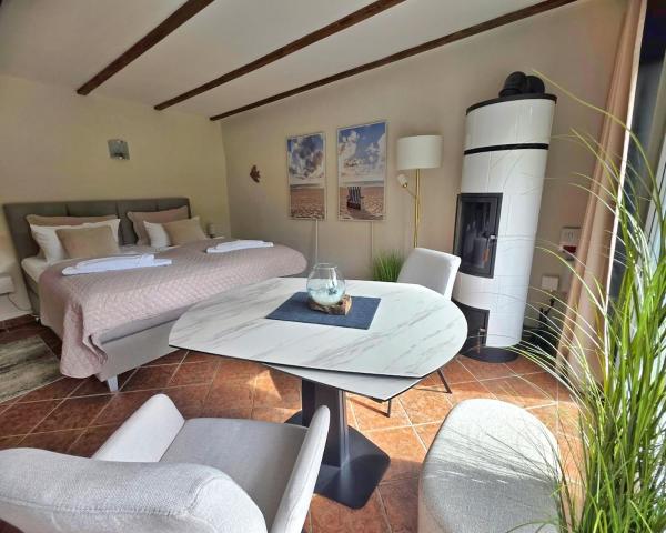 Idyllisches Kleines Ferienhaus Am Hochufer Von Lohme - Lohme