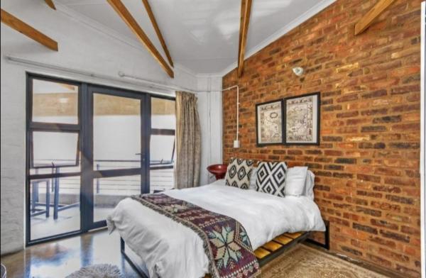 Apartment In Johannesburg - Johannesburg South
