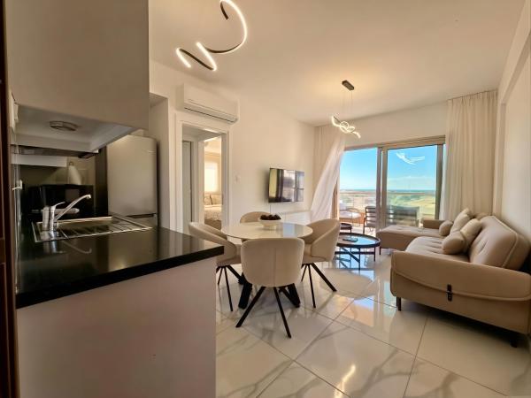 Maison Lazarus - Serene Seaview Luxe Apt Close To Larnaca & Ayia Napa - Chipre