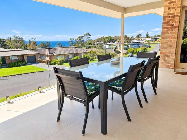 Southern Comfort - Spacious 3br Family Home - Mollymook