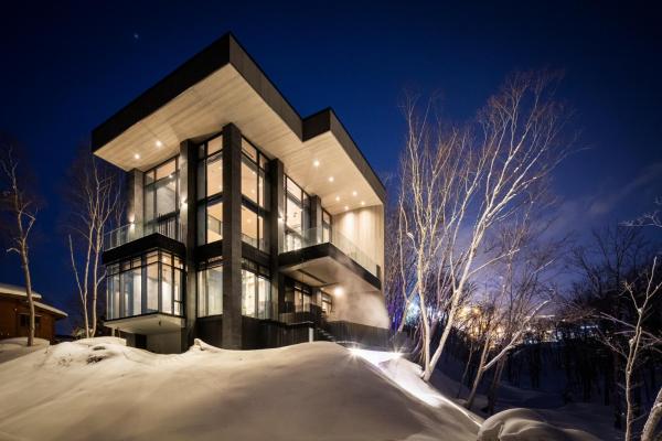 Corniche Hirafu - Niseko