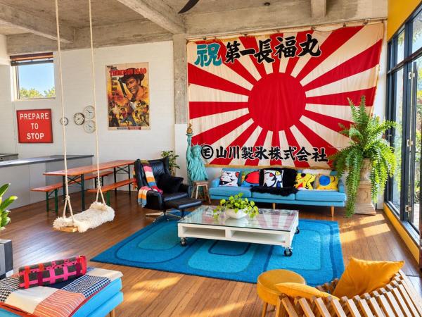 Balcony 1-bed Apartment Near Sydney Road - ブランズウィック
