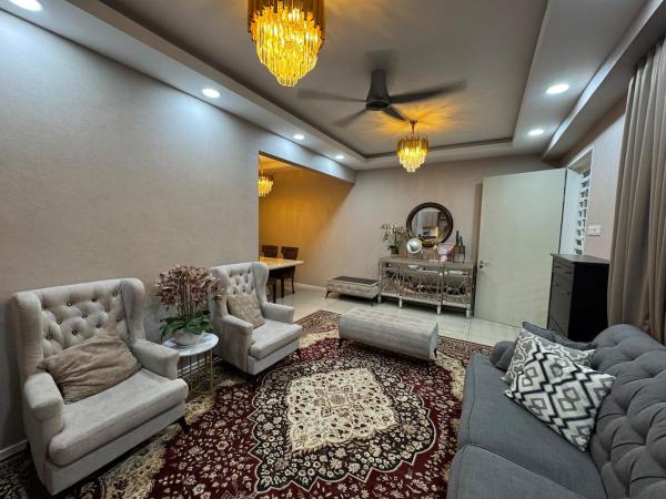 Aksyar Homestay Sg Long - Kajang