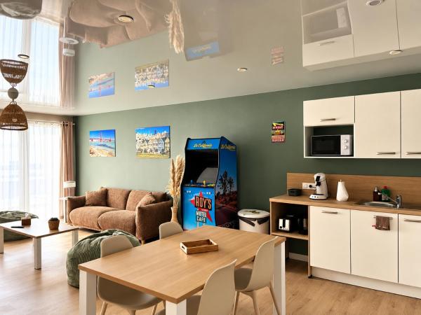 Appartement San Francisco 1 Chambre Avec Wi Fi Gratuit Parking Privé Gratuit Et Piscine Dans La Résidence - Maubeuge