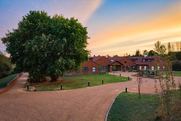 Bernwood Park Hotel - Bicester