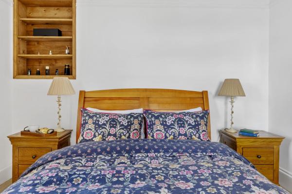 Creek Guest House - Brixham