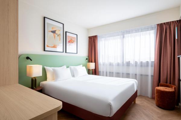 Hôtel Charlemagne By Happyculture - Brignais
