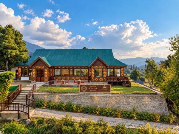 House Of Khazir, Gulmarg - Gulmarg