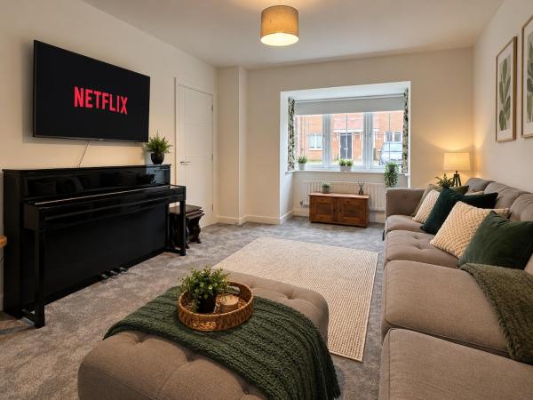 New! Large 3 Bedroom Home With 3 Bathrooms In Royal Tunbridge Wells By Rockman Residences - Royal Tunbridge Wells