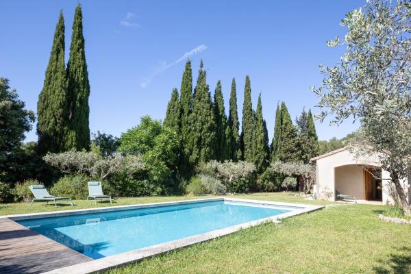 Au Petit Mas - Piscine Privée - Tarascon