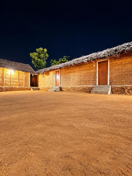Seehampi Stay - Gangavathi