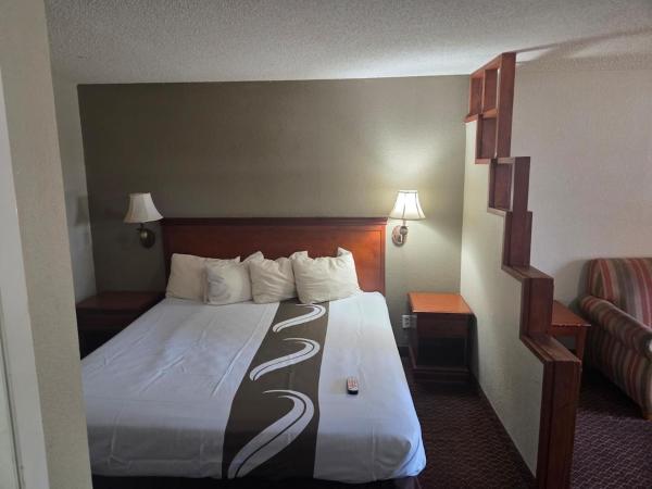Sa - King Bed Room With Full Kitchen 106 - San Antonio, TX