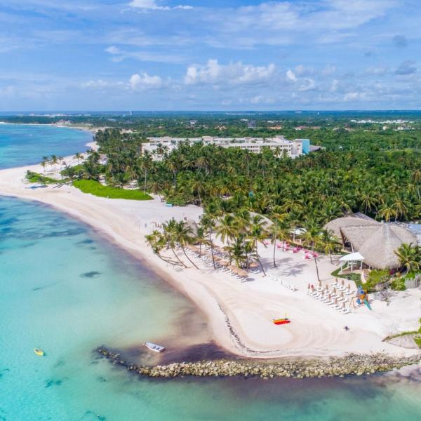 Elite Staffed Resort Villa Butler, Maid, In-villa Dining - Punta Cana