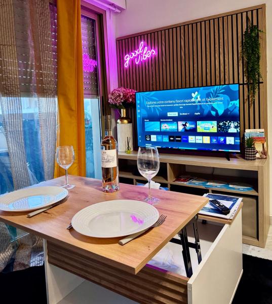 Azur Studio Plage Et Vieil Antibes - Antibes