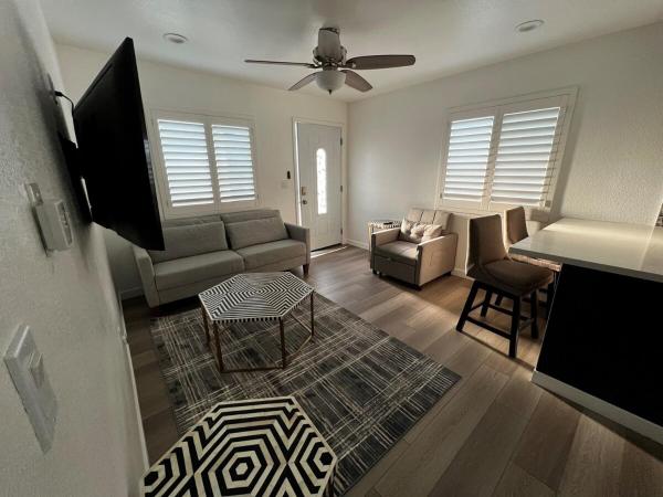 Guest House Near Colleges & Hospital - Ontario, CA