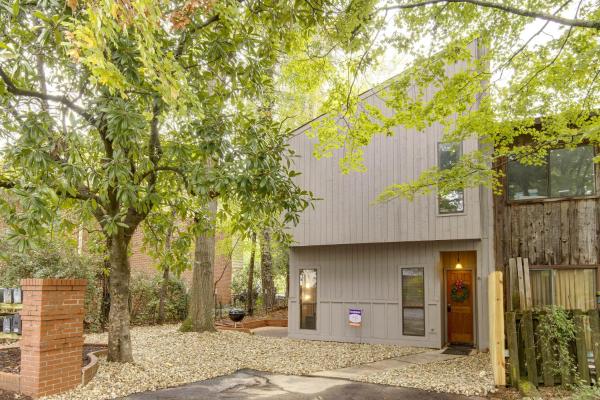 Walk To The Stadium & Clemson: 3br W/ Parking! - Clemson, SC