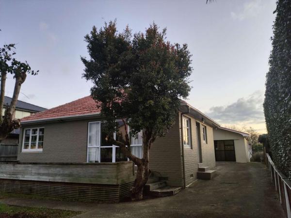 3 Bedroom House A - Auckland