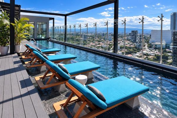 Sky Garden Tower Apartment With Air Conditioning Just 15 Min To The Airport - San José
