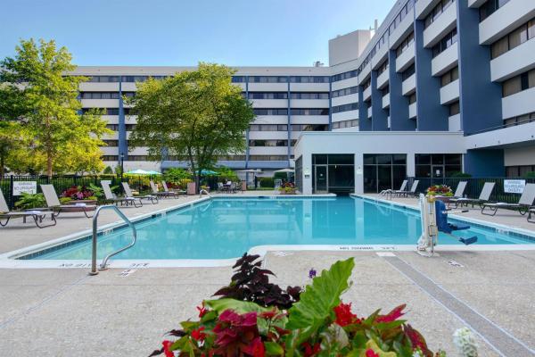 Doubletree Suites By Hilton Raleigh-durham - Durham, NC