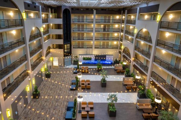 Embassy Suites By Hilton Seattle Bellevue - Kirkland, WA