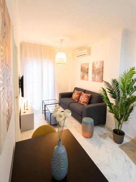 Capitán One-bedroom City Center & Beach Apartment By 10tosea - Fuengirola