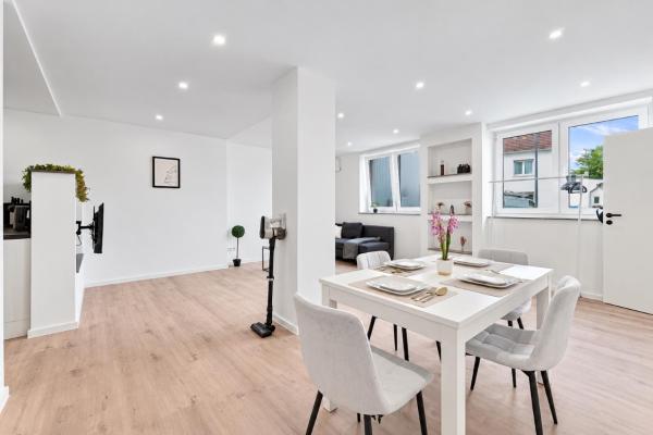 Modern Design Apartment Near Cologne - Hilden