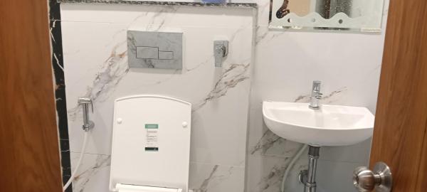 Rajveer Hotel - Jhansi