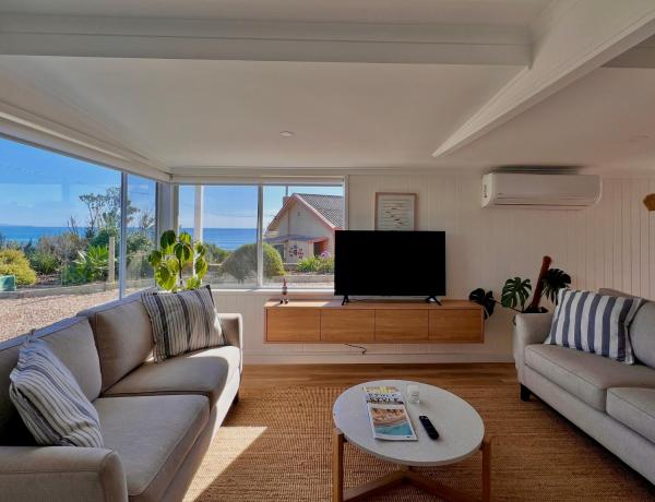 Magpie Sands - Private 3-bedroom Downstairs Retreat - 50 Metres From Aldinga Beach - 阿得雷德