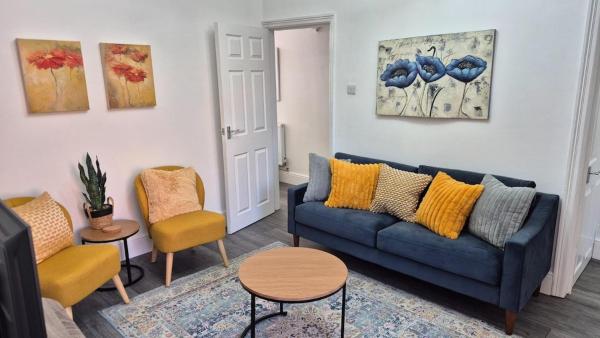 4 Bed Homely House In Crewe - 什羅浦夏