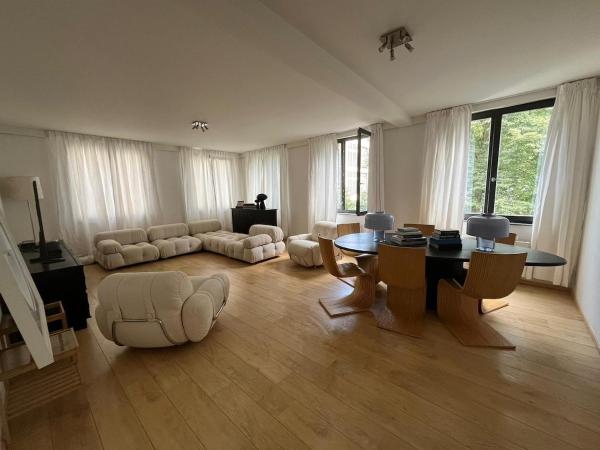 Bright Central Antwerp Luxury Apartment - Amberes, Bélgica