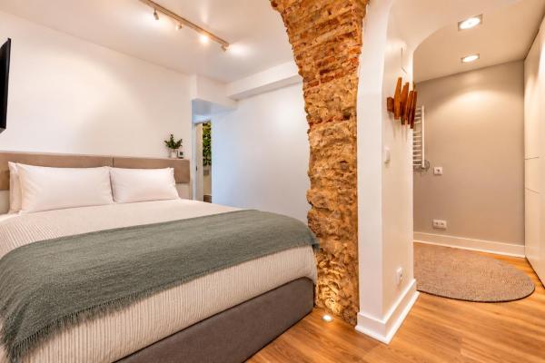 Historical Charming Presidential Apartment- Lisbon - Lizbona