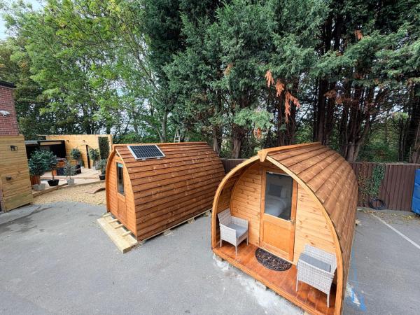 Glamping Pods At Whispering Heavens Spa - Derbyshire