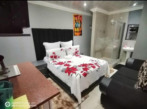 Maphuphe Guest House - Soshanguve