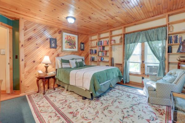 Hike, Explore & Unwind: Finger Lakes B&b Suite - Interlaken, NY