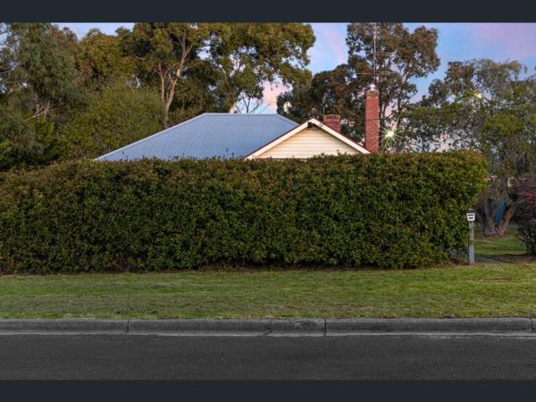 Elizabeth Cottage Creswick - Ballarat