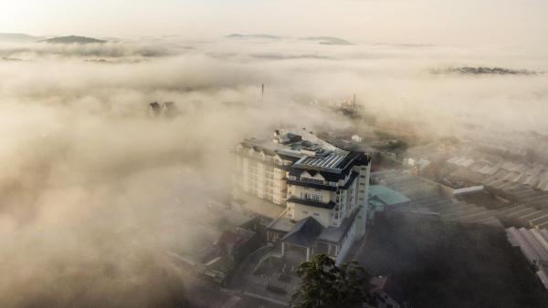 Ladalat Hotel - Dalat