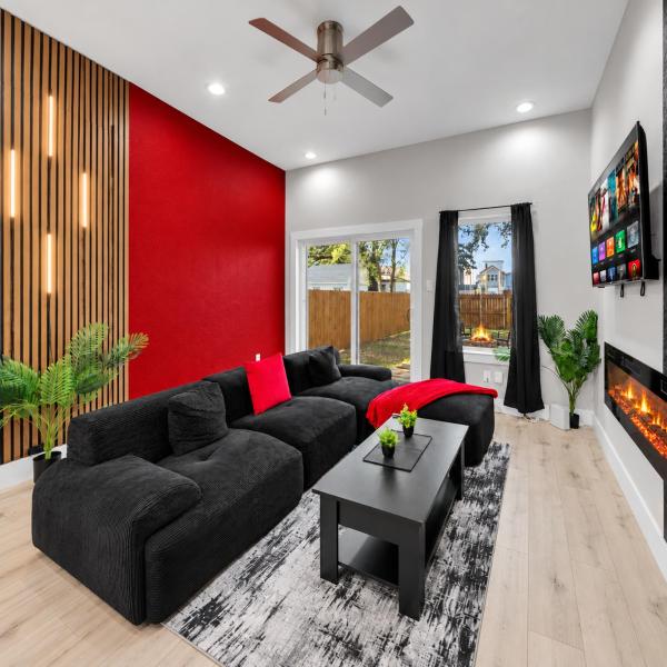 Cozy 3br - Walk To Fair Park - Pool Table & Fire Pit - 댈러스