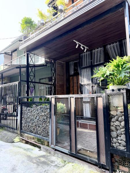 Nhà Gỗ Shine House - Đà Lạt