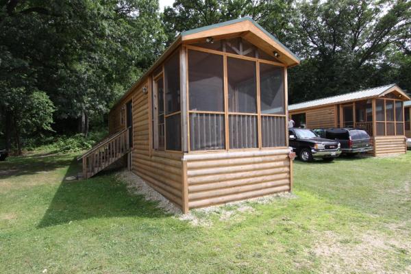 Blackhawk Rv Campground Cabin 1 - Wisconsin
