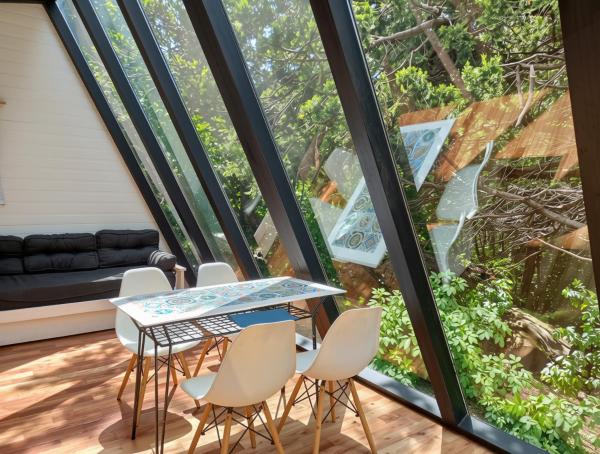 Casa Inmersa En El Bosque - Argentina