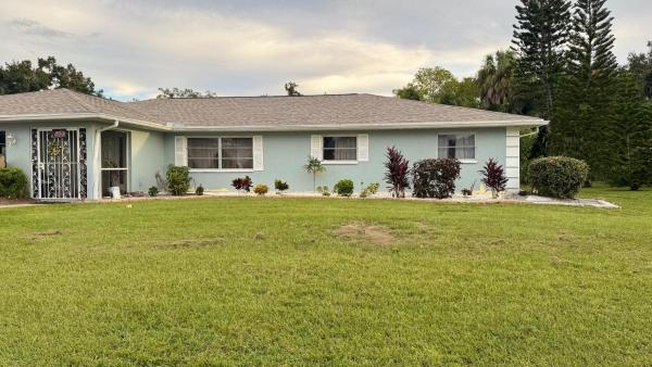Spacious Home Near Siesta Key - Lakewood Ranch, FL