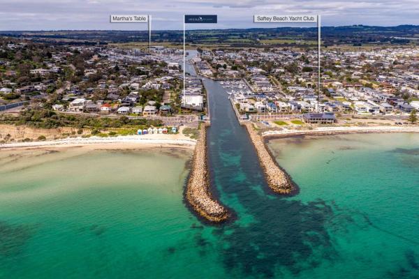 Starboard Cove - Mornington
