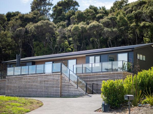 Russell Accommodation - The Oystercatcher - Russell
