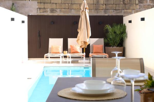 Xewkija - Apartment With Private Pool - Malta