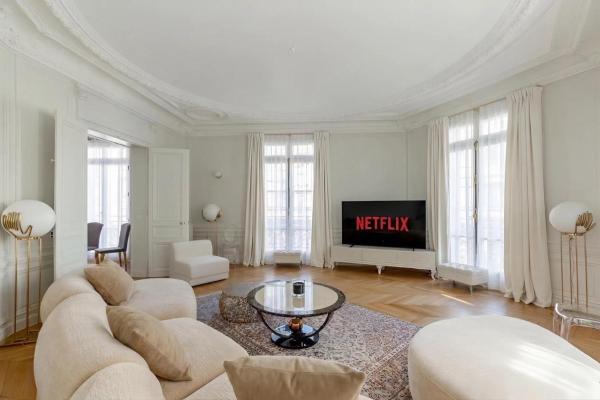 Prestigious 4br - Sleeps 9 - Trocadero - Boulogne-Billancourt