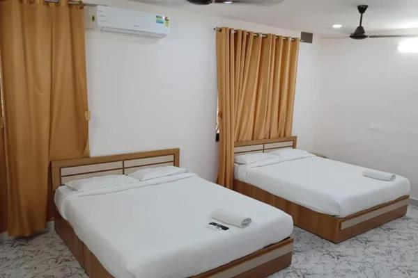 Fabhotel Leema Tourist Home - Kochi