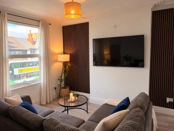 The Sherwood Suite Spacious 2 Bed Apartment - 노팅엄