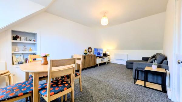 The Pure Stay - Cosy 1 Bedroom Flat For 3 - Melrose