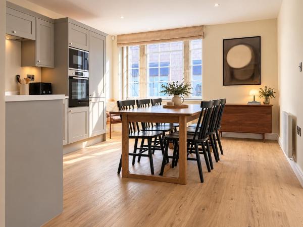 The Treasury, Bank House- Luxury, Central Sleep 6, Ev Parking - Wetherby